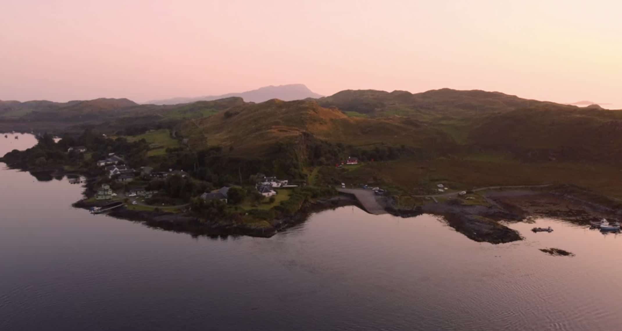 The Island That Roofed The World - Rob McDougall